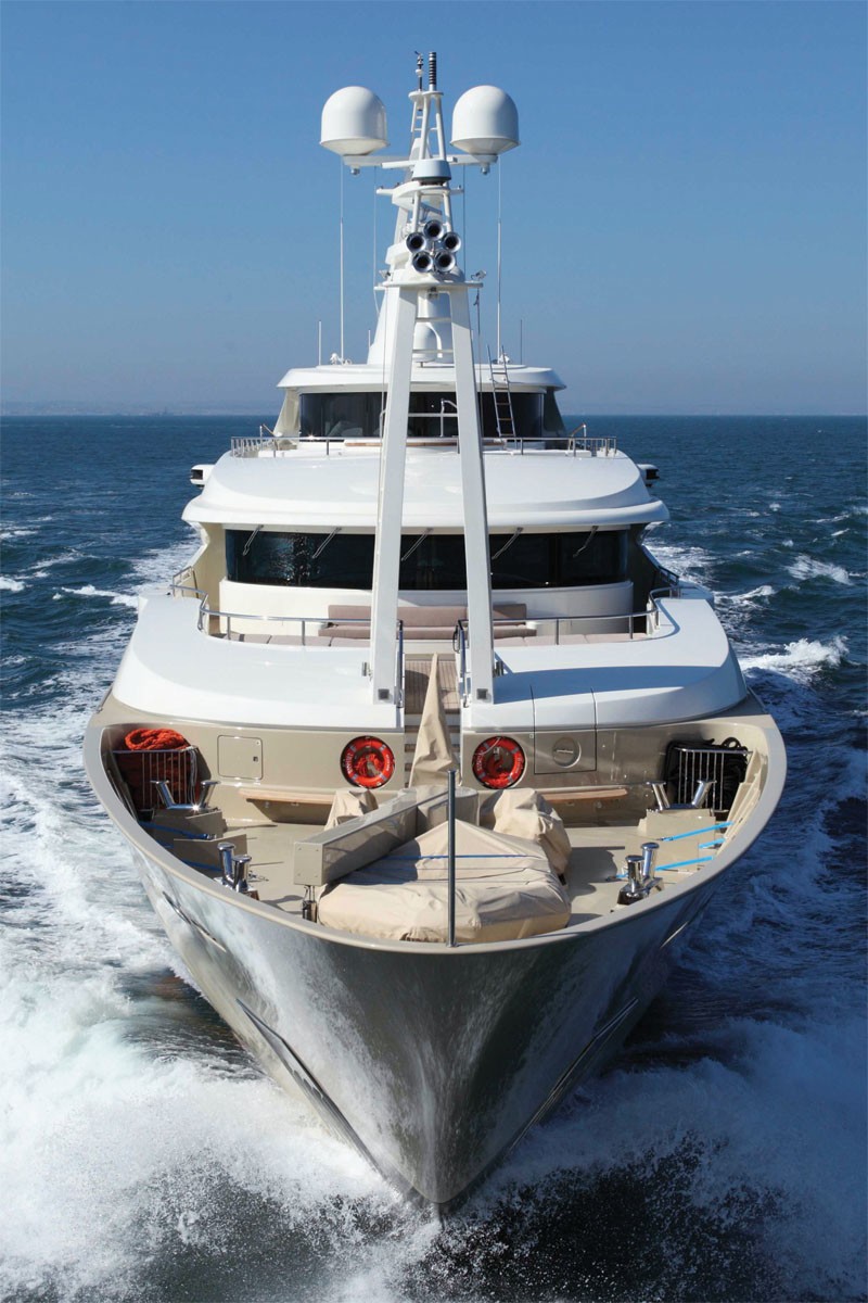 LIGHT HOLIC - The 60m Yacht LIGHT HOLIC – Luxury Yacht Browser | by CHARTERWORLD Superyacht Charter